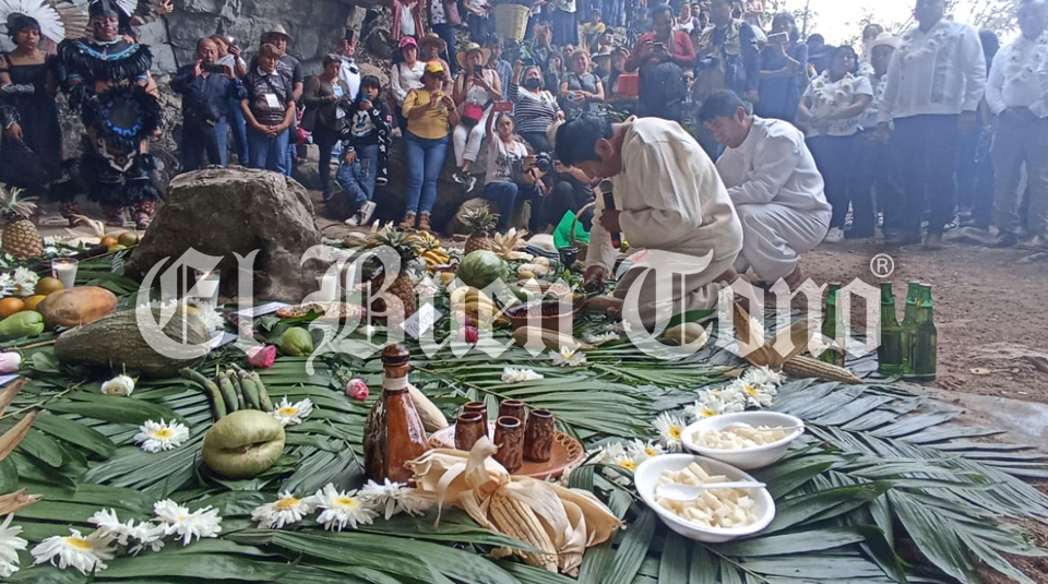 Xochitlalis un ritual dedicado a la madre tierra - El Buen Tono